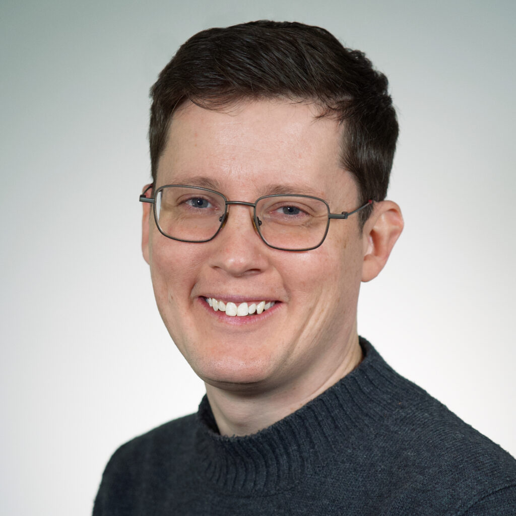 Jason Paré | Journaliste – Édimestre | Éducaloi